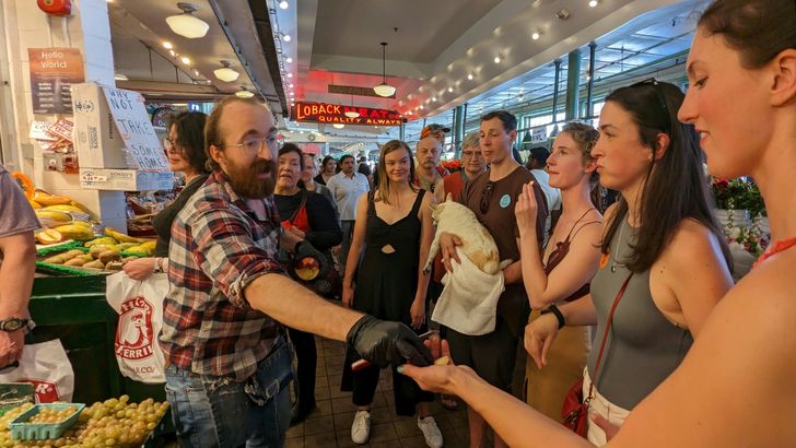 Seattle Food Tours: Pacific Flavors | Giftory
